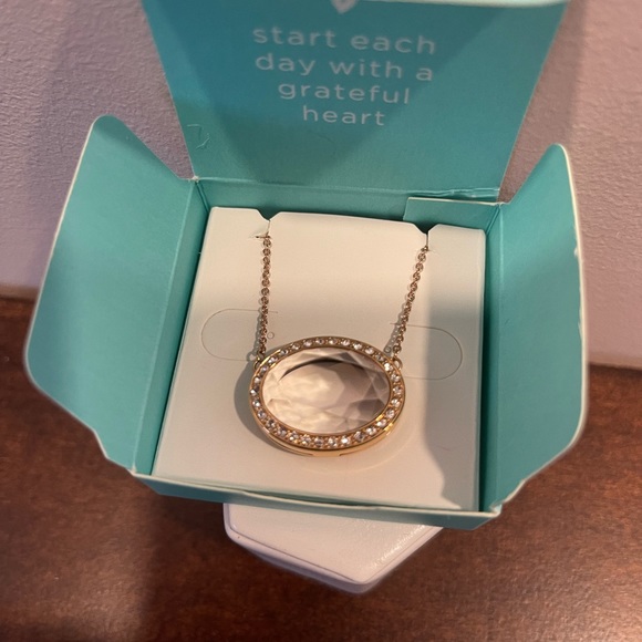 Origami Owl | Jewelry | Origami Owl Rose Gold Prism Oval Living Locket ...